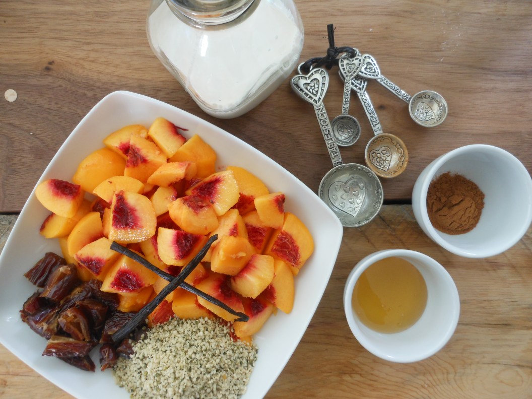 Peach Date Smoothie | Cosmo Hippie Chef